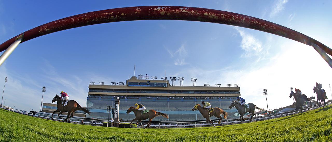 Texas Racing Commission faces budget deadline to keep tracks open