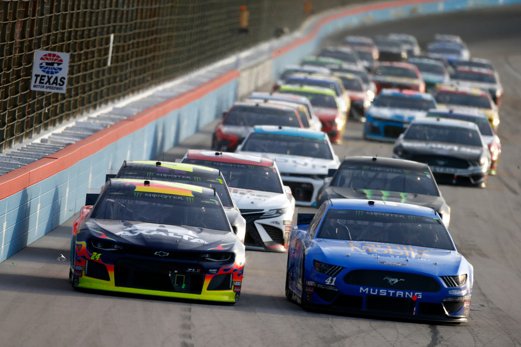 Burnouts, a checkered flag and a trophy: See the top photos from Kevin ...